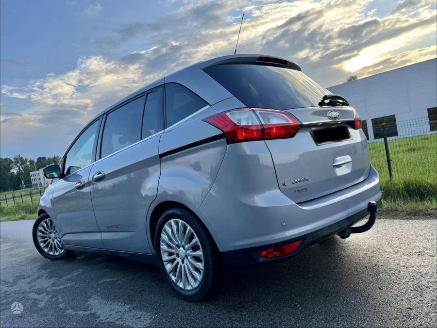 Ford Grand C-MAX 2010 in Siauliai, with an engine capacity of 1.60 L and mileage of 273 thousand km for 3799 €, photo 6 on AUTOMOTO.COM.LV