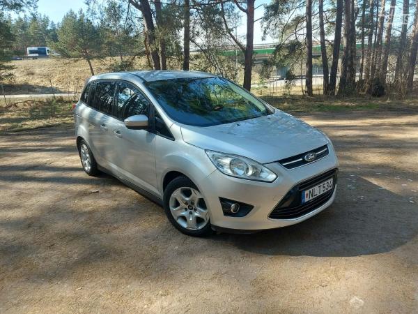 Ford Grand C-MAX 2011 in Ukmerge, with an engine capacity of 1.60 L and mileage of 212 thousand km for 3150 €, photo 3 on AUTOMOTO.COM.LV