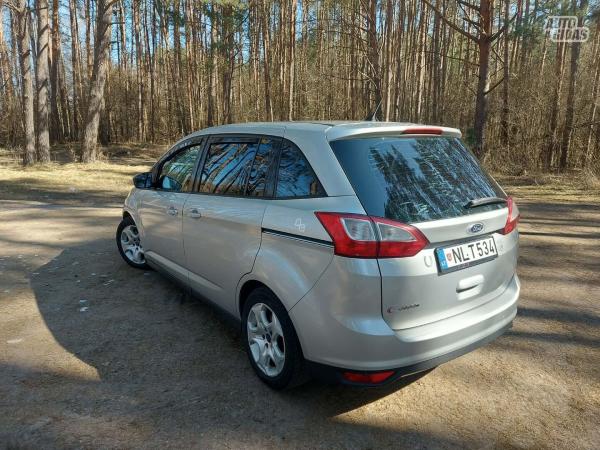 Ford Grand C-MAX 2011 in Ukmerge, with an engine capacity of 1.60 L and mileage of 212 thousand km for 3150 €, photo 7 on AUTOMOTO.COM.LV