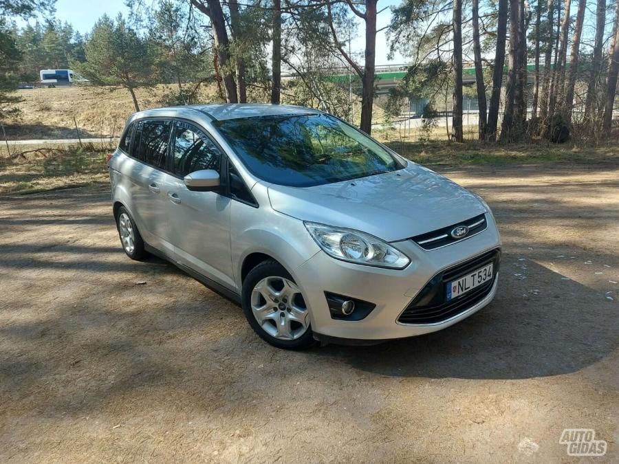 Ford Grand C-MAX 2011 in Ukmerge, with an engine capacity of 1.60 L and mileage of 212 thousand km for 3150 €, photo 4 on AUTOMOTO.COM.LV