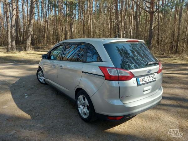 Ford Grand C-MAX 2011 in Ukmerge, with an engine capacity of 1.60 L and mileage of 212 thousand km for 3150 €, photo 7 on AUTOMOTO.COM.LV