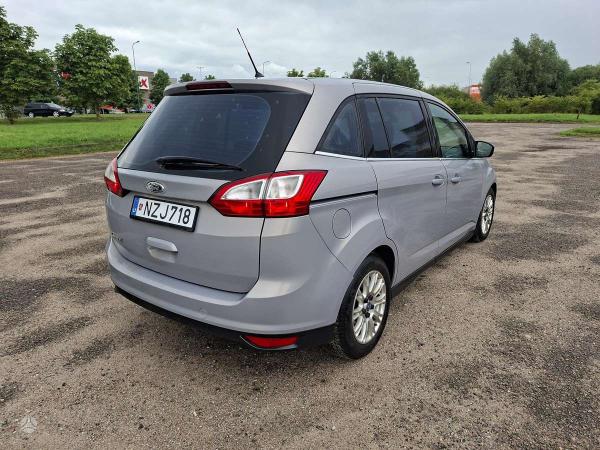 Ford Grand C-MAX 2011 in Ukmerge, with an engine capacity of 1.60 L and mileage of 340 thousand km for 2850 €, photo 5 on AUTOMOTO.COM.LV