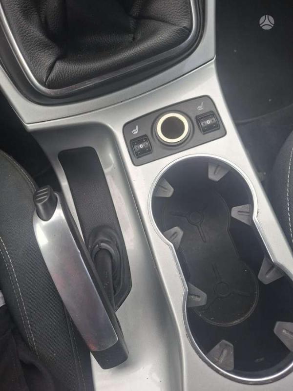 Ford Grand C-MAX 2011 in Ukmerge, with an engine capacity of 1.60 L and mileage of 340 thousand km for 2850 €, photo 9 on AUTOMOTO.COM.LV