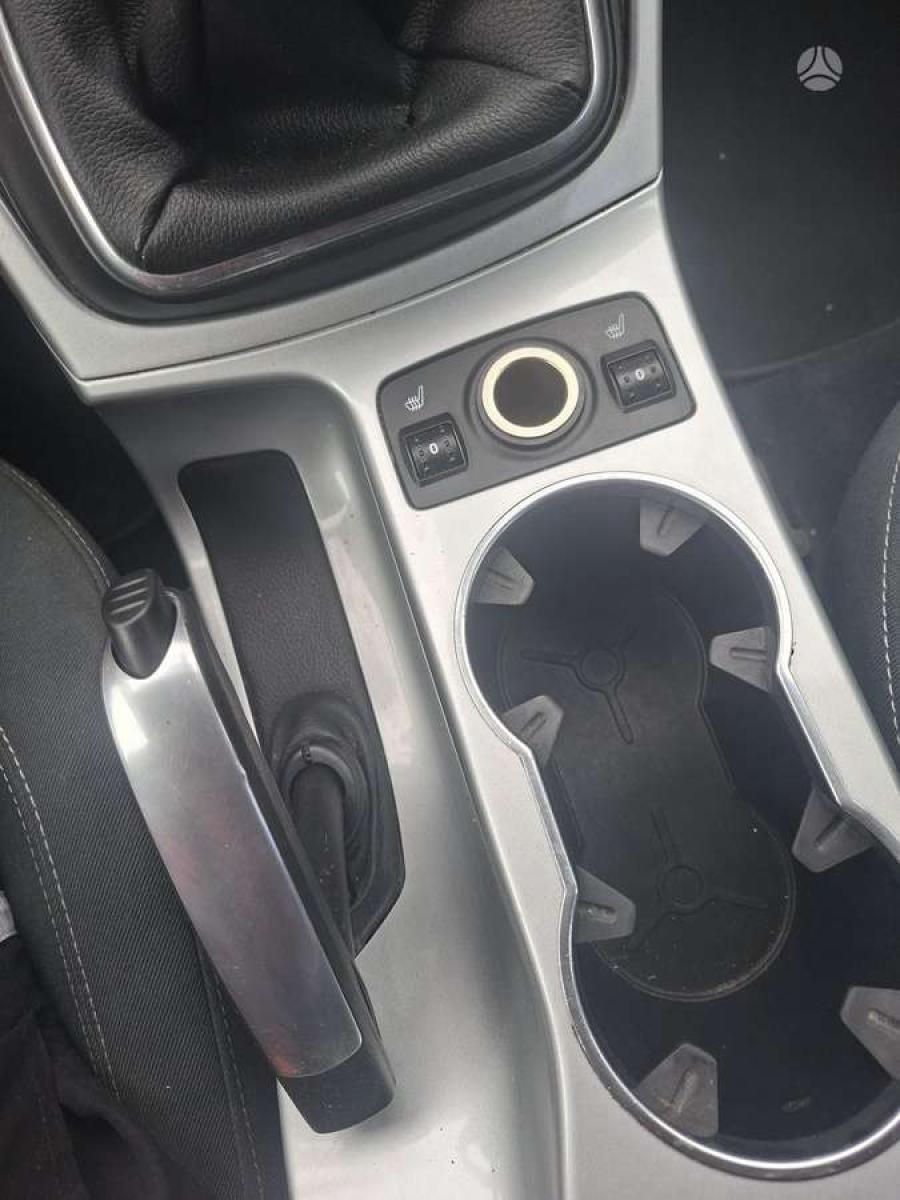 Ford Grand C-MAX 2011 in Ukmerge, with an engine capacity of 1.60 L and mileage of 340 thousand km for 2850 €, photo 10 on AUTOMOTO.COM.LV