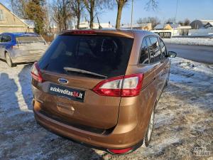Ford Grand C-MAX 2014 in Siauliai, with an engine capacity of 1.00 L and mileage of 166 thousand km for 4450 €, photo 5 on AUTOMOTO.COM.LV