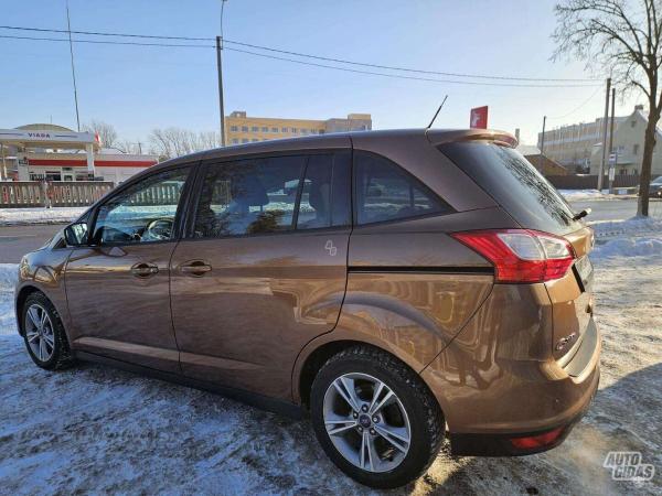 Ford Grand C-MAX 2014 in Siauliai, with an engine capacity of 1.00 L and mileage of 166 thousand km for 4450 €, photo 7 on AUTOMOTO.COM.LV