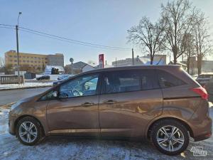 Ford Grand C-MAX 2014 in Siauliai, with an engine capacity of 1.00 L and mileage of 166 thousand km for 4450 €, photo 9 on AUTOMOTO.COM.LV