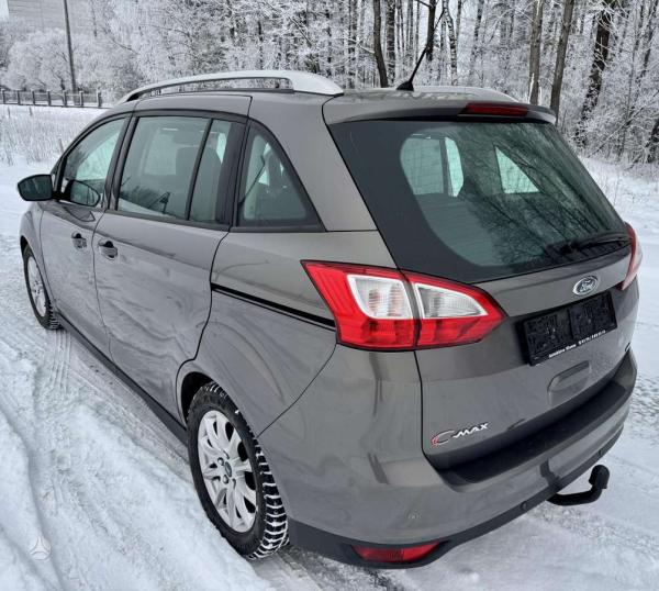 Ford Grand C-MAX 2015 in Kaunas, with an engine capacity of 1.00 L and mileage of 144 thousand km for 4749 €, photo 4 on AUTOMOTO.COM.LV