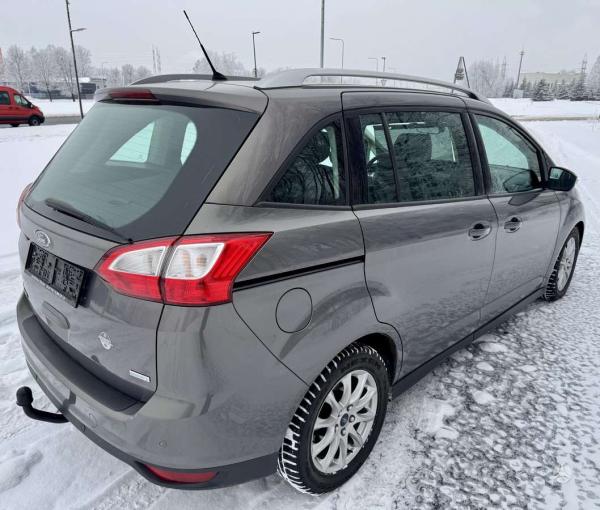 Ford Grand C-MAX 2015 in Kaunas, with an engine capacity of 1.00 L and mileage of 144 thousand km for 4749 €, photo 6 on AUTOMOTO.COM.LV