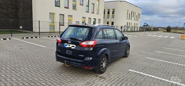 Ford Grand C-MAX 2016 in Kaunas, with an engine capacity of 1.50 L and mileage of 320 thousand km for 5450 €, photo 7 on AUTOMOTO.COM.LV