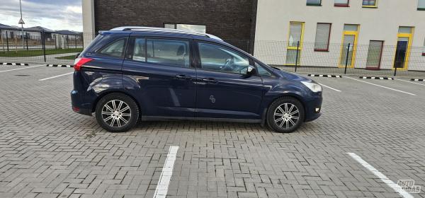 Ford Grand C-MAX 2016 in Kaunas, with an engine capacity of 1.50 L and mileage of 320 thousand km for 5450 €, photo 5 on AUTOMOTO.COM.LV