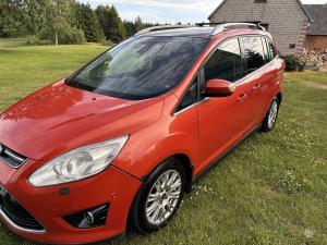 Sarkans Ford Grand C-MAX 2011 Raseiniai, ar dzinēja tilpumu 1.56 L un nobraukumu 259 tūkst. km par 2500 €, foto  vietnē AUTOMOTO.COM.LV