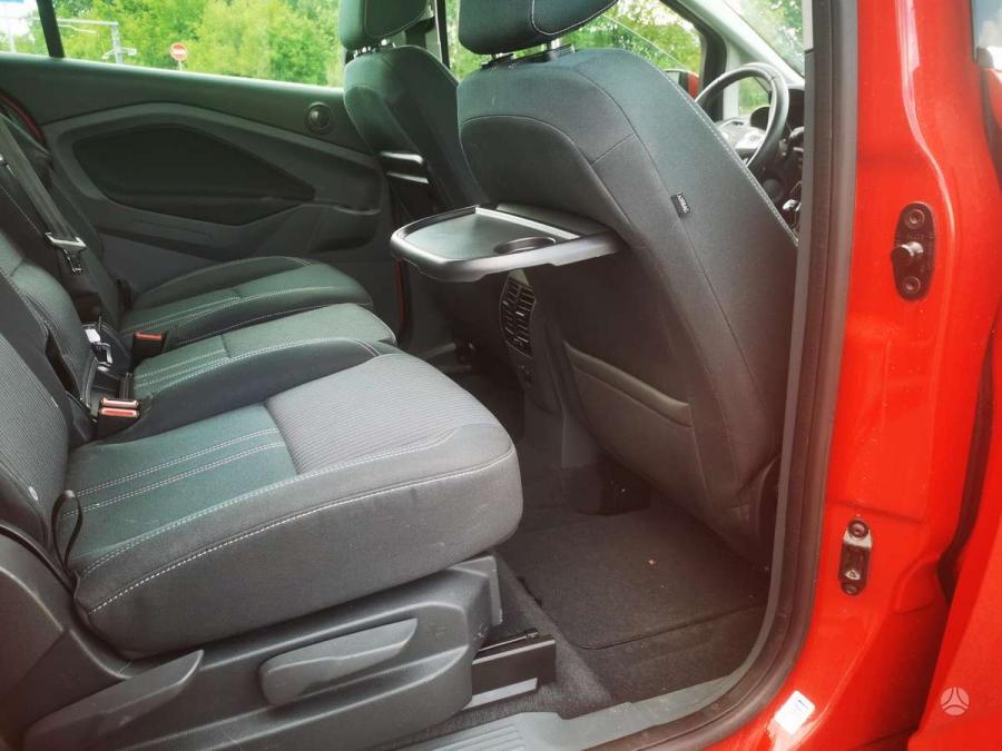 Sarkans Ford Grand C-MAX 2011 Viļņa, ar dzinēja tilpumu 1.56 L un nobraukumu 159 tūkst. km par 4950 €, foto 7 vietnē AUTOMOTO.COM.LV