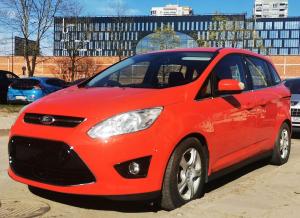 Sarkans Ford Grand C-MAX 2011 Viļņa, ar dzinēja tilpumu 1.56 L un nobraukumu 159 tūkst. km par 4950 €, foto 19 vietnē AUTOMOTO.COM.LV