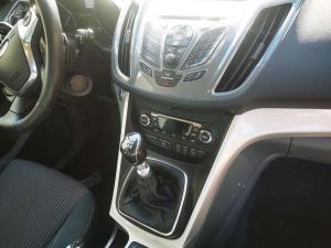Sarkans Ford Grand C-MAX 2012 Viļņa, ar dzinēja tilpumu 1.60 L un nobraukumu 159 tūkst. km par 4850 €, foto 11 vietnē AUTOMOTO.COM.LV