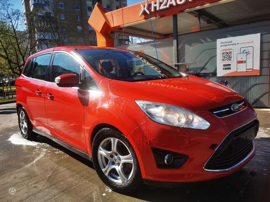 Sarkans Ford Grand C-MAX 2012 Viļņa, ar dzinēja tilpumu 1.60 L un nobraukumu 159 tūkst. km par 4850 €, foto 12 vietnē AUTOMOTO.COM.LV