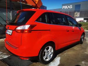 Sarkans Ford Grand C-MAX 2012 Viļņa, ar dzinēja tilpumu 1.60 L un nobraukumu 159 tūkst. km par 4850 €, foto 13 vietnē AUTOMOTO.COM.LV