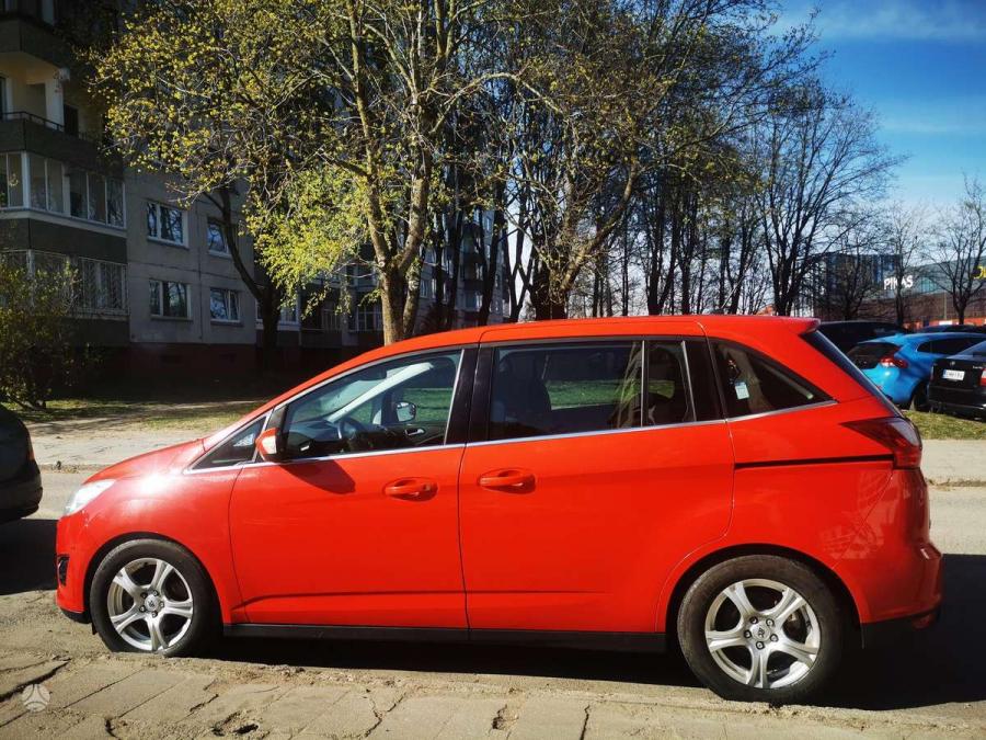 Sarkans Ford Grand C-MAX 2012 Viļņa, ar dzinēja tilpumu 1.60 L un nobraukumu 159 tūkst. km par 4850 €, foto 14 vietnē AUTOMOTO.COM.LV