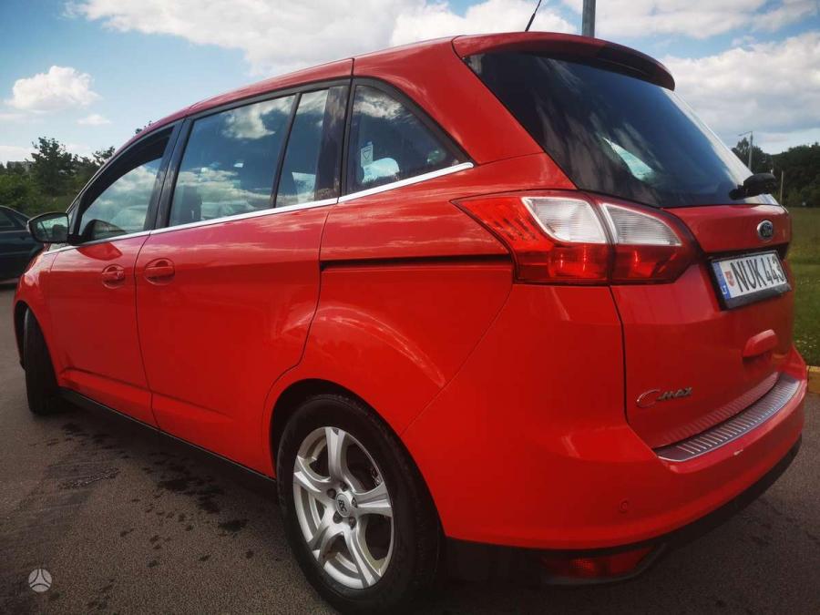 Sarkans Ford Grand C-MAX 2012 Viļņa, ar dzinēja tilpumu 1.60 L un nobraukumu 159 tūkst. km par 4850 €, foto 20 vietnē AUTOMOTO.COM.LV