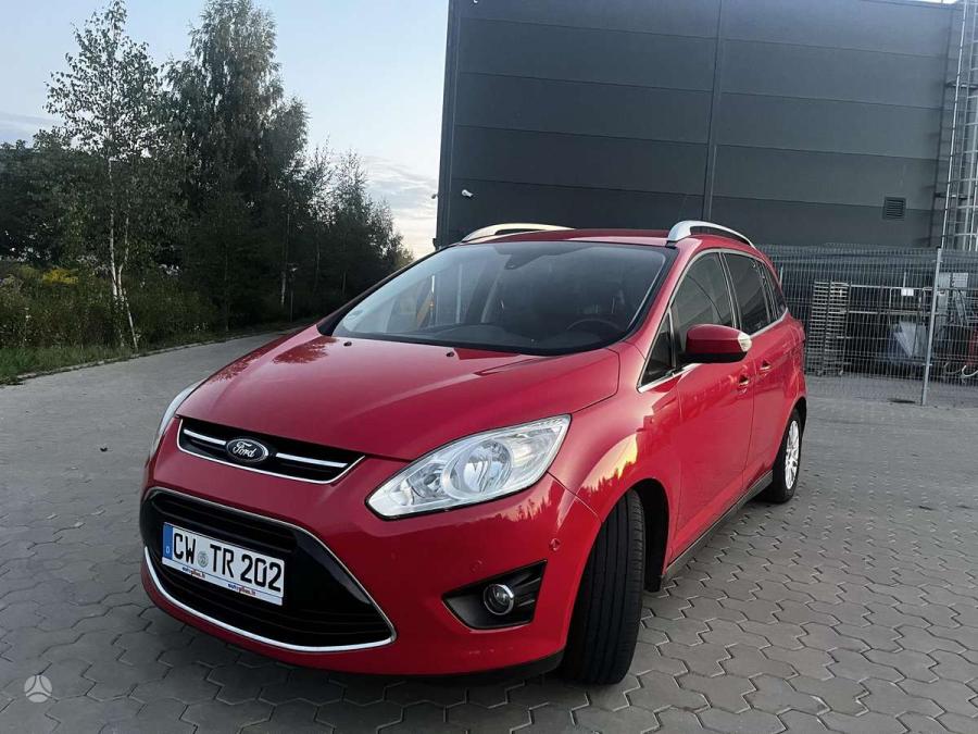 Red Ford Grand C-MAX 2013 in Vilnius, with an engine capacity of 2.00 L and mileage of 205 thousand km for 4999 €, photo 5 on AUTOMOTO.COM.LV