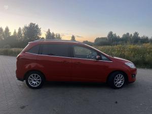 Red Ford Grand C-MAX 2013 in Vilnius, with an engine capacity of 2.00 L and mileage of 205 thousand km for 4999 €, photo 6 on AUTOMOTO.COM.LV