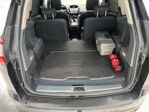 Ford Grand C-MAX 2012 in Tallinn, with an engine capacity of 2.00 L and mileage of 212 thousand km for 5490 €, photo 16 on AUTOMOTO.COM.LV