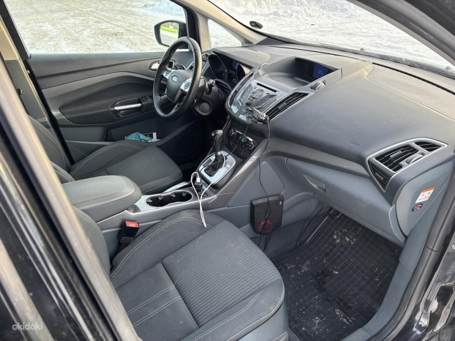 Ford Grand C-MAX 2012 in Tallinn, with an engine capacity of 2.00 L and mileage of 212 thousand km for 5490 €, photo 24 on AUTOMOTO.COM.LV