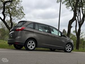 Ford Grand C-MAX 2013 in Kaunas, with an engine capacity of 1.60 L and mileage of 240 thousand km for 2999 €, photo 4 on AUTOMOTO.COM.LV