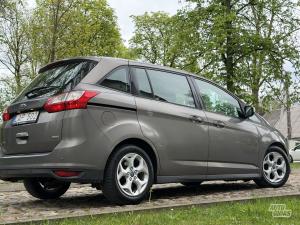 Ford Grand C-MAX 2013 in Kaunas, with an engine capacity of 1.60 L and mileage of 240 thousand km for 2999 €, photo 5 on AUTOMOTO.COM.LV