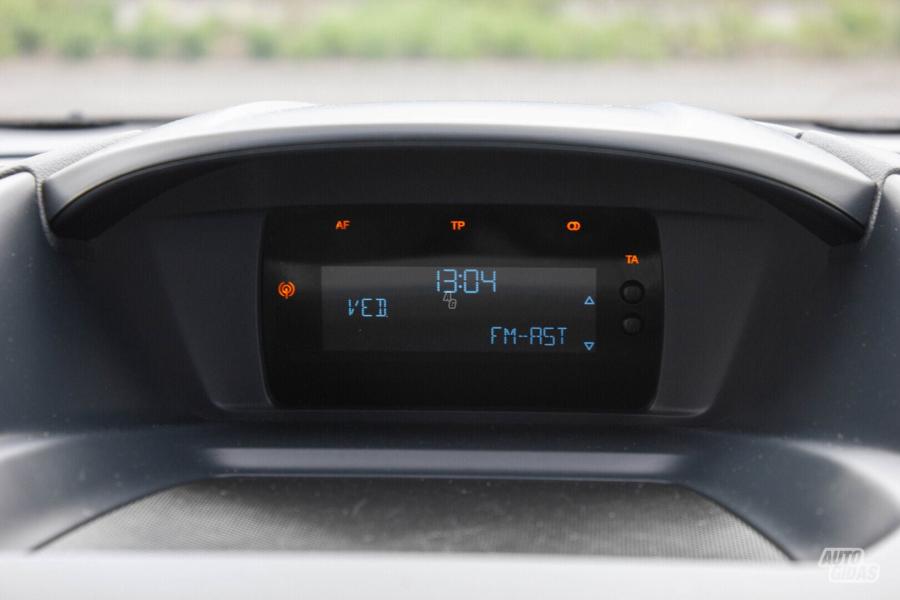 Ford Grand C-MAX 2013 in Kaunas, with an engine capacity of 1.60 L and mileage of 178 thousand km for 4200 €, photo 15 on AUTOMOTO.COM.LV