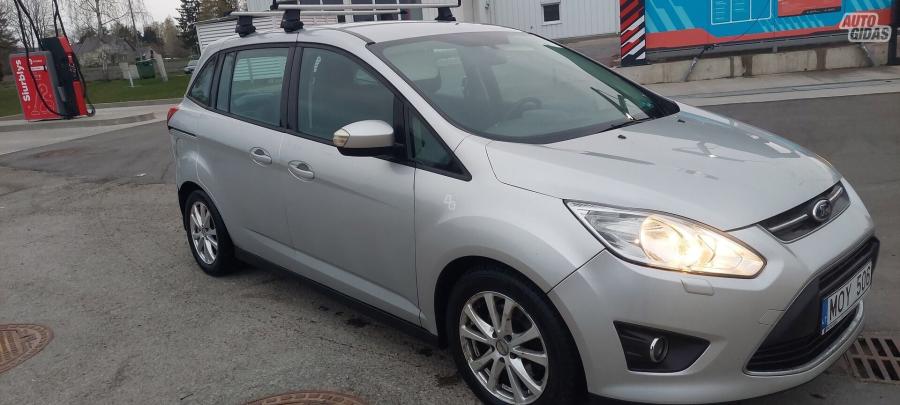 Ford Grand C-MAX 2013 in Vilnius, with an engine capacity of 2.00 L and mileage of 276 thousand km for 1200 €, photo 7 on AUTOMOTO.COM.LV