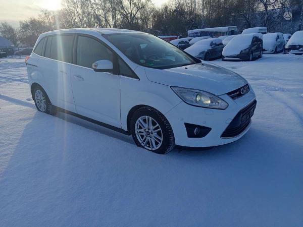 White Ford Grand C-MAX 2014 in Marijampole, with an engine capacity of 2.00 L and mileage of 193 thousand km for 5800 €, photo 4 on AUTOMOTO.COM.LV