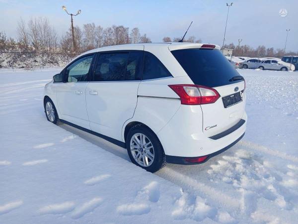 White Ford Grand C-MAX 2014 in Marijampole, with an engine capacity of 2.00 L and mileage of 193 thousand km for 5800 €, photo 8 on AUTOMOTO.COM.LV
