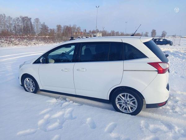 White Ford Grand C-MAX 2014 in Marijampole, with an engine capacity of 2.00 L and mileage of 193 thousand km for 5800 €, photo 9 on AUTOMOTO.COM.LV