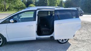 White Ford Grand C-MAX 2011 in Radviliskis, with an engine capacity of 2.00 L and mileage of 256 thousand km for 3950 €, photo 11 on AUTOMOTO.COM.LV