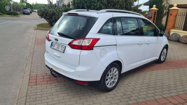 Balts Ford Grand C-MAX 2011 Šauļi, ar dzinēja tilpumu 1.56 L un nobraukumu 295 tūkst. km par 3750 €, foto 4 vietnē AUTOMOTO.COM.LV