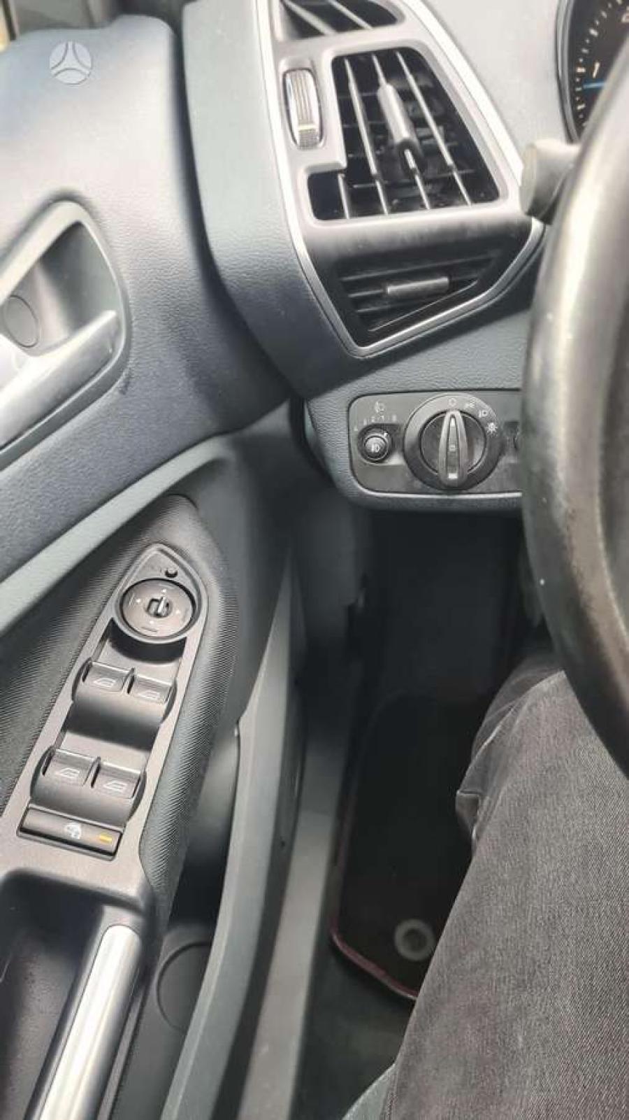 Balts Ford Grand C-MAX 2011 Šauļi, ar dzinēja tilpumu 1.56 L un nobraukumu 295 tūkst. km par 3750 €, foto 11 vietnē AUTOMOTO.COM.LV