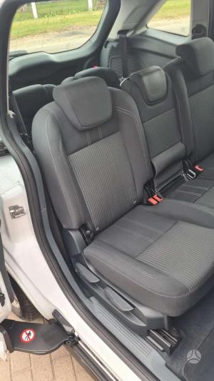 Balts Ford Grand C-MAX 2011 Šauļi, ar dzinēja tilpumu 1.56 L un nobraukumu 295 tūkst. km par 3750 €, foto 14 vietnē AUTOMOTO.COM.LV