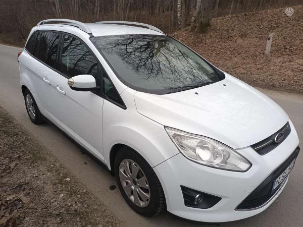 Balts Ford Grand C-MAX 2014 Gargždai, ar dzinēja tilpumu 1.00 L un nobraukumu 0 tūkst. km par 4100 €, foto 2 vietnē AUTOMOTO.COM.LV