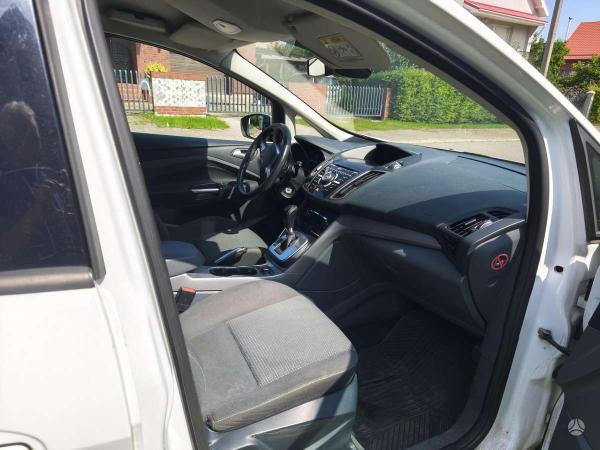 White Ford Grand C-MAX 2014 in Klaipeda, with an engine capacity of 2.00 L and mileage of 409 thousand km for 3200 €, photo 3 on AUTOMOTO.COM.LV
