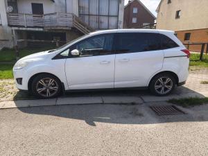 Balts Ford Grand C-MAX 2014 Klaipėda, ar dzinēja tilpumu 2.00 L un nobraukumu 409 tūkst. km par 3200 €, foto 6 vietnē AUTOMOTO.COM.LV