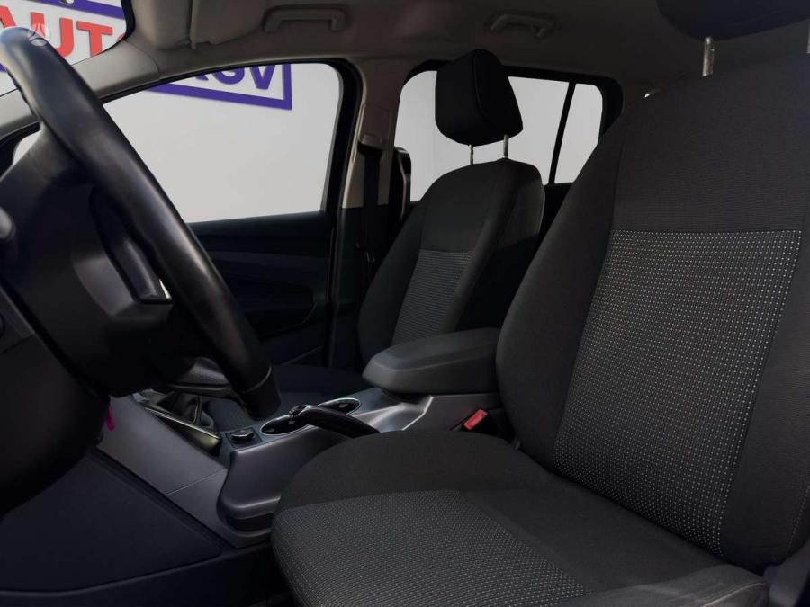 Balts Ford Grand C-MAX 2014 Klaipėda, ar dzinēja tilpumu 1.00 L un nobraukumu 116 tūkst. km par 5499 €, foto 15 vietnē AUTOMOTO.COM.LV