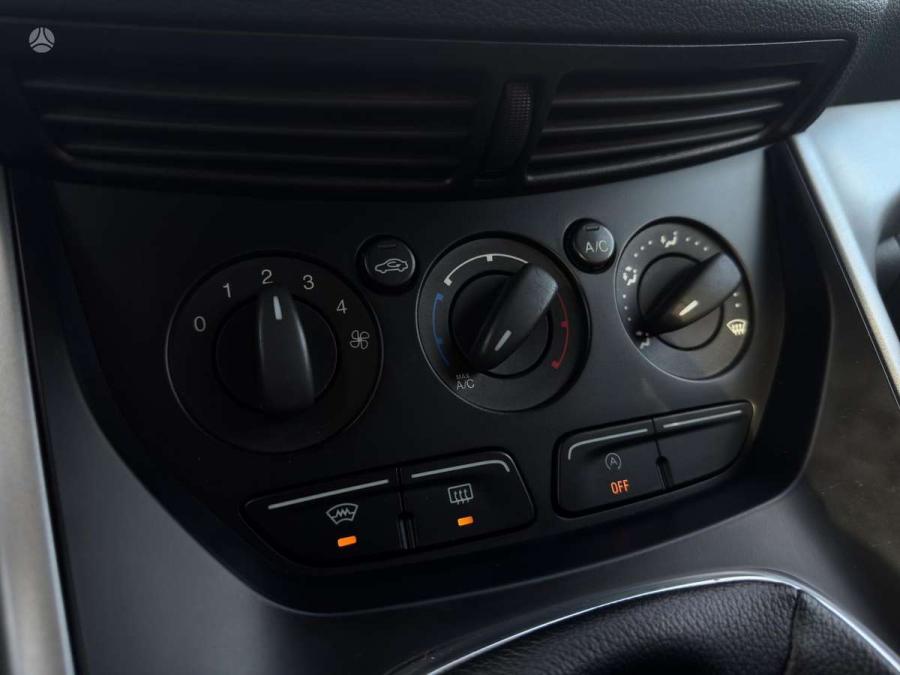 Balts Ford Grand C-MAX 2014 Klaipėda, ar dzinēja tilpumu 1.00 L un nobraukumu 116 tūkst. km par 5499 €, foto 17 vietnē AUTOMOTO.COM.LV