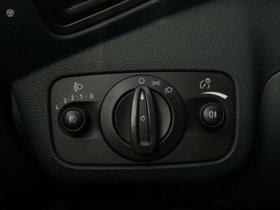 Balts Ford Grand C-MAX 2014 Klaipėda, ar dzinēja tilpumu 1.00 L un nobraukumu 116 tūkst. km par 5499 €, foto 18 vietnē AUTOMOTO.COM.LV