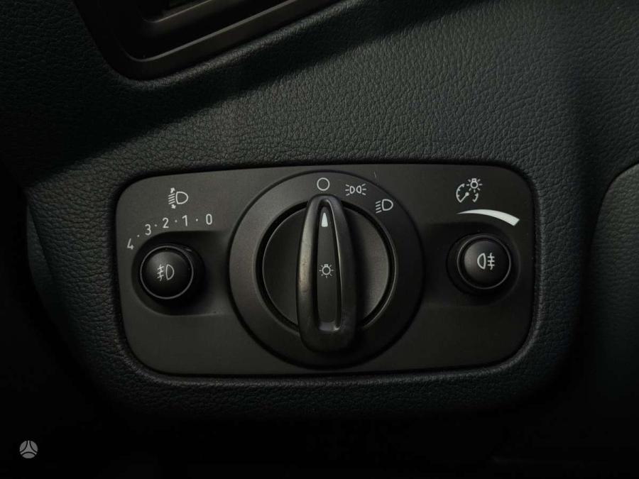 Balts Ford Grand C-MAX 2014 Klaipėda, ar dzinēja tilpumu 1.00 L un nobraukumu 116 tūkst. km par 5499 €, foto 18 vietnē AUTOMOTO.COM.LV