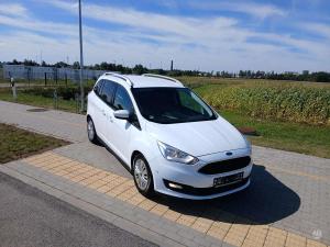 White Ford Grand C-MAX 2015 in Marijampole, with an engine capacity of 1.00 L and mileage of 129 thousand km for 5450 €, photo 10 on AUTOMOTO.COM.LV