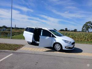 White Ford Grand C-MAX 2015 in Marijampole, with an engine capacity of 1.00 L and mileage of 129 thousand km for 5450 €, photo 19 on AUTOMOTO.COM.LV