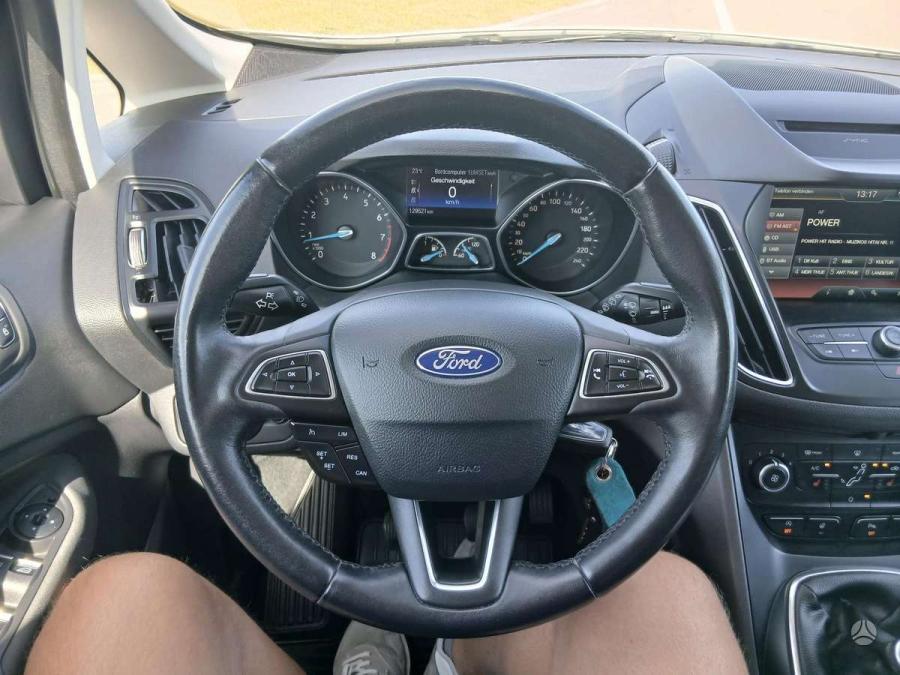 White Ford Grand C-MAX 2015 in Marijampole, with an engine capacity of 1.00 L and mileage of 129 thousand km for 5450 €, photo 33 on AUTOMOTO.COM.LV
