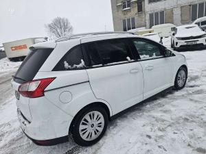 White Ford Grand C-MAX 2016 in Taurage, with an engine capacity of 2.00 L and mileage of 190 thousand km for 5900 €, photo 2 on AUTOMOTO.COM.LV