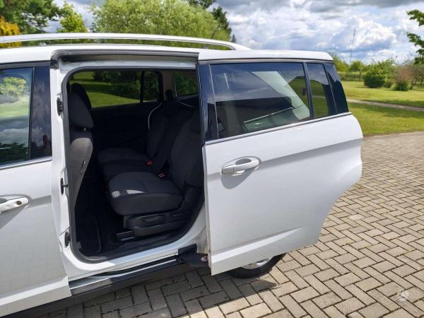 Balts Ford Grand C-MAX 2016 Šauļi, ar dzinēja tilpumu 1.50 L un nobraukumu 184 tūkst. km par 6700 €, foto 10 vietnē AUTOMOTO.COM.LV